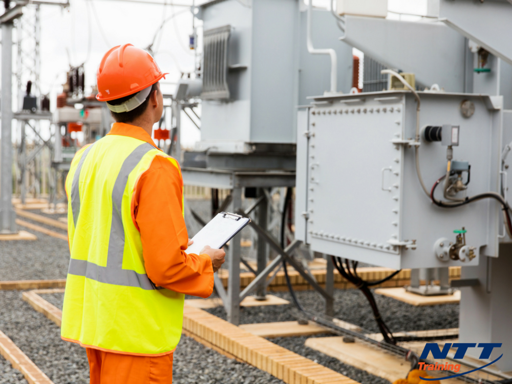 Troubleshooting Common Electrical Problems for Industrial Workers Troubleshooting Common Electrical Problems for Industrial Workers